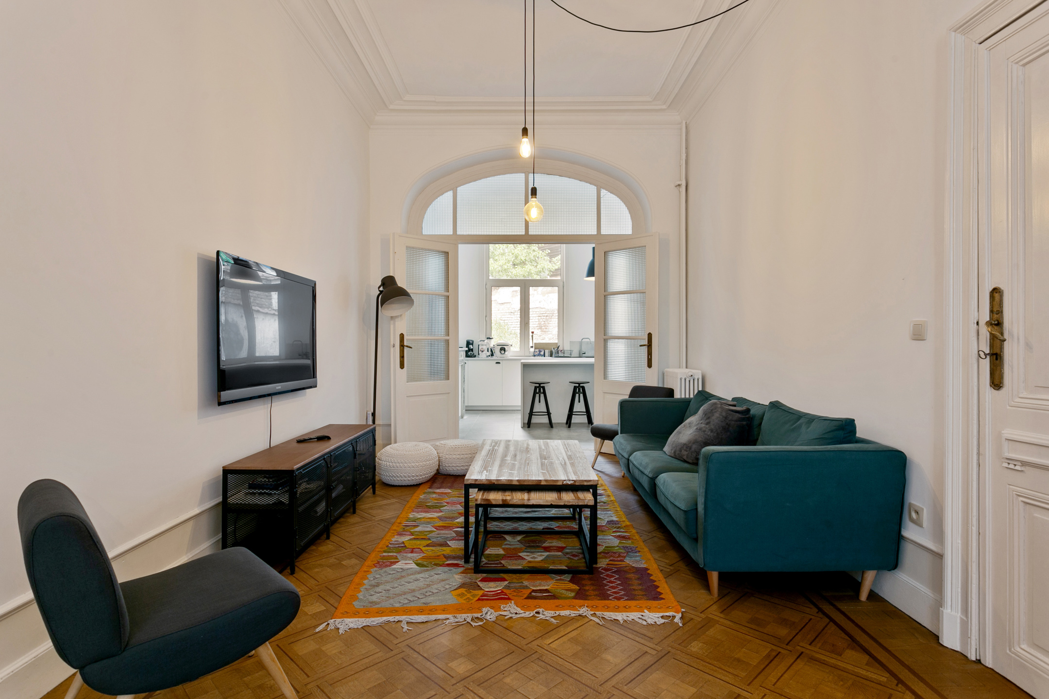 Discover our choice of fully furnished rooms to rent in renovated and ...